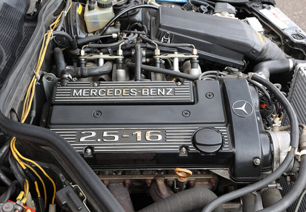 【ネオクラシック体験隊スペシャル】世界限定500台！ 伝説の4ドアスポーツ、メルセデス・ベンツ190E 2.5-16エボリューションIIに魅せられた27年 - カー・アンド・ドライバー ...