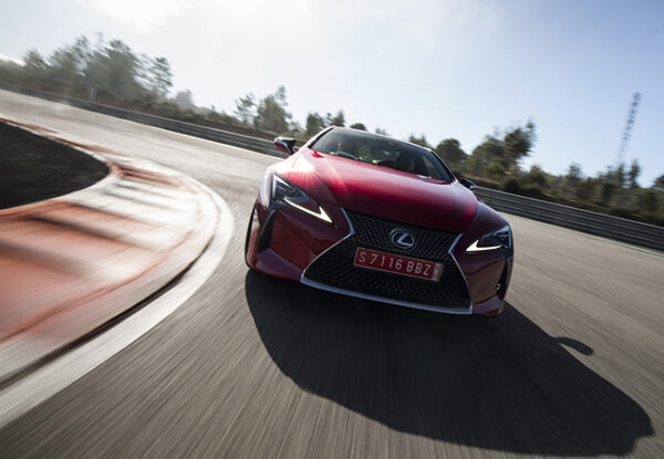 【エンジン車よ永遠なれ！】レクサスのV8（2UR-GSE）は、大排気量・自然吸気の傑作。リニアなレスポンス、最高のサウンドで魅了する - カー ...