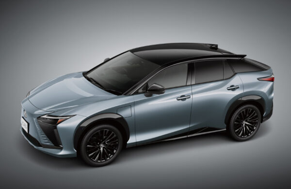 Lexus Electrifiedの新たな幕開けとなる新型BEVモデル「RZ450e」が市場デビュー。発売を記念した500台限定の特別仕様車「First Edition」も設定 - カー ...