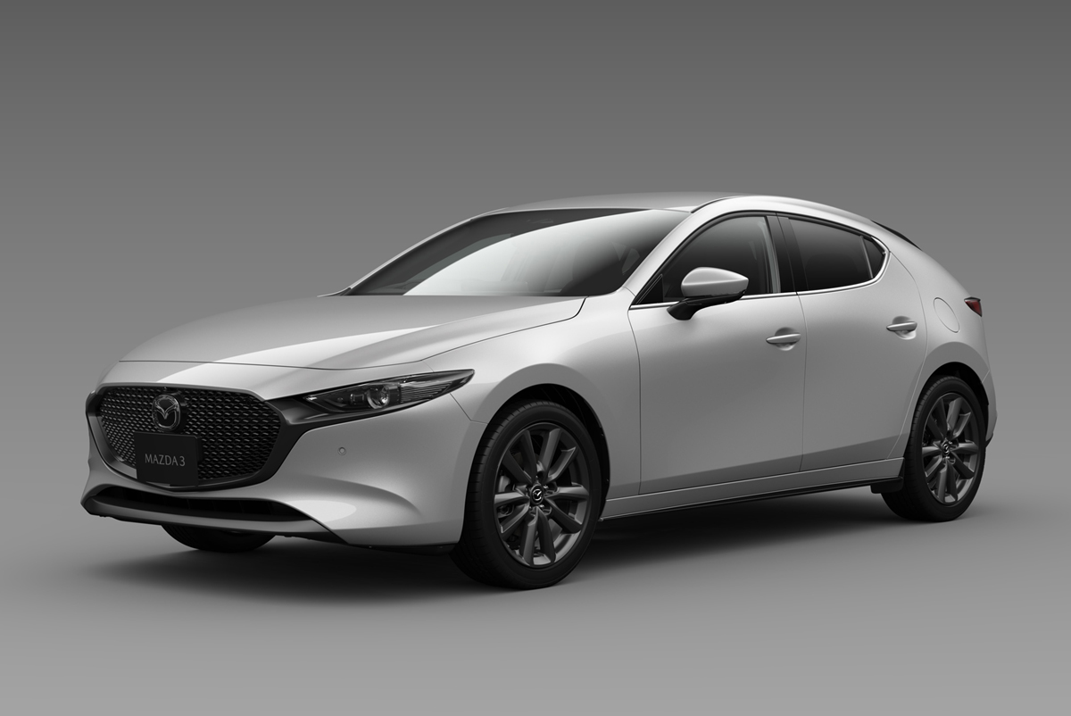 マツダ3が商品改良を敢行。機能装備の拡充を図って安全性や利便性を向上 - カー・アンド・ドライバーonline [CAR and DRIVER]