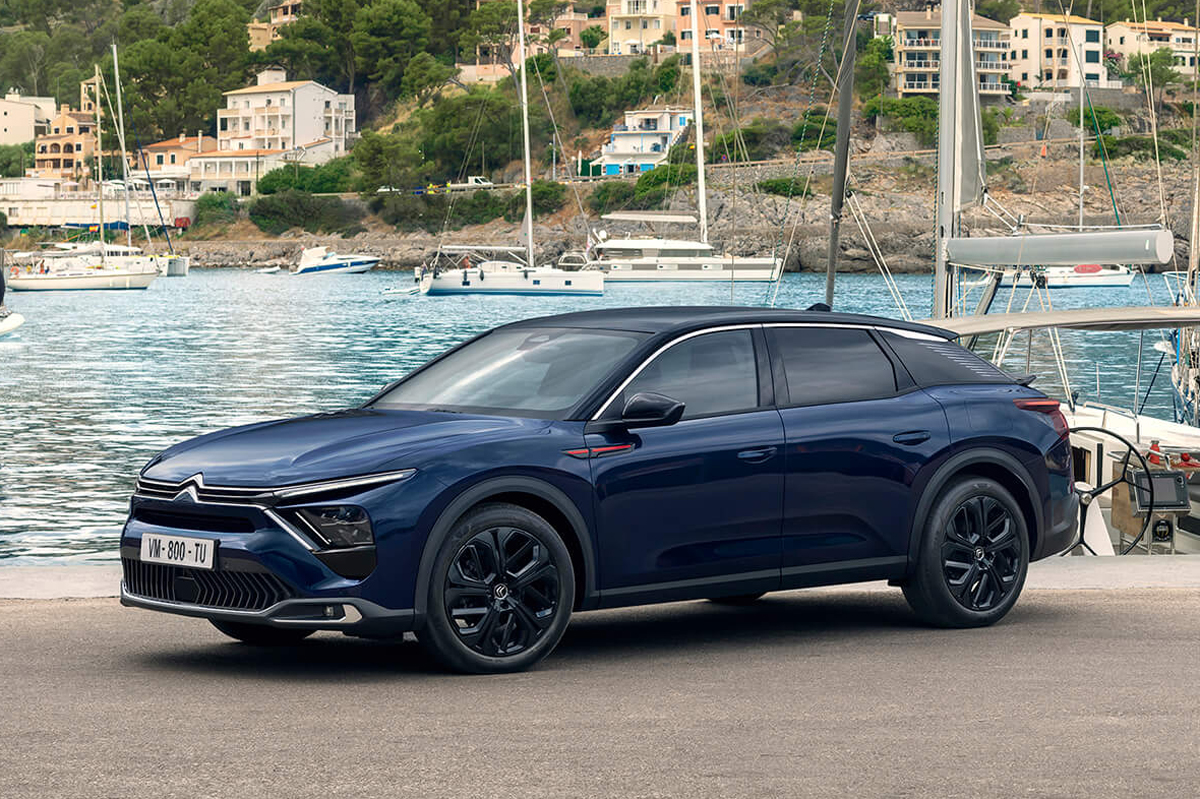 シトロエンC5 Xの特別仕様車「C5 Xヒプノス プラグインハイブリッド」が日本上陸 - カー・アンド・ドライバーonline [CAR ...