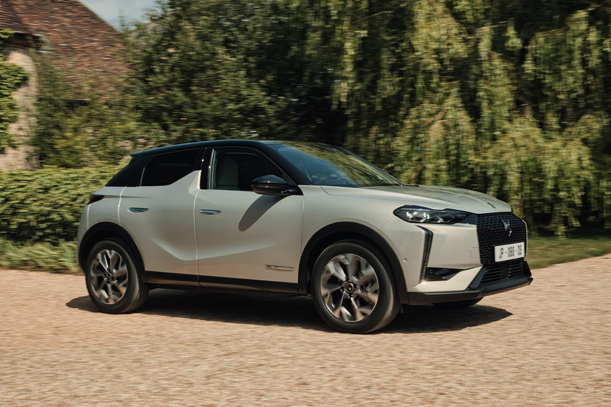 ファッションの世界から着想を得た「DS COLLECTIONモデル」の「DS3 Esprit de Voyage」が日本上陸 - カー・アンド ...