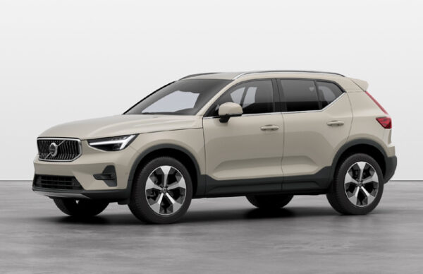 ボルボXC40が仕様変更。特別限定車として「プラスB3セレクション」も発売 - カー・アンド・ドライバーonline [CAR and DRIVER]