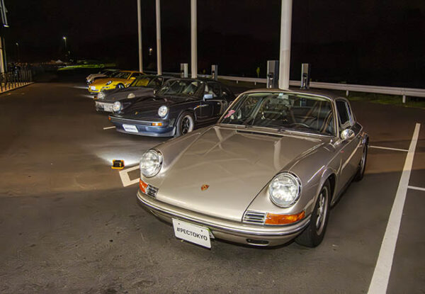 【911 Night Mission】「911の日」に133台の新旧911が集結。漆黒の中、華麗なパレードを敢行 - カー・アンド・ドライバー ...